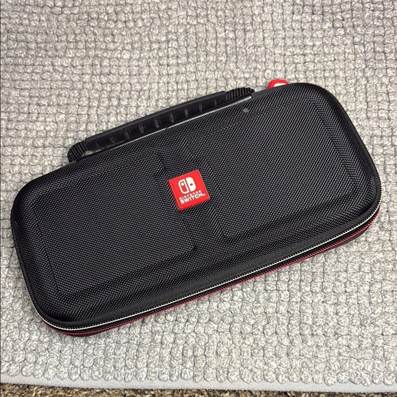 Nintendo | Accessories | Nintendo Black And Red Switch Carrying Case ...